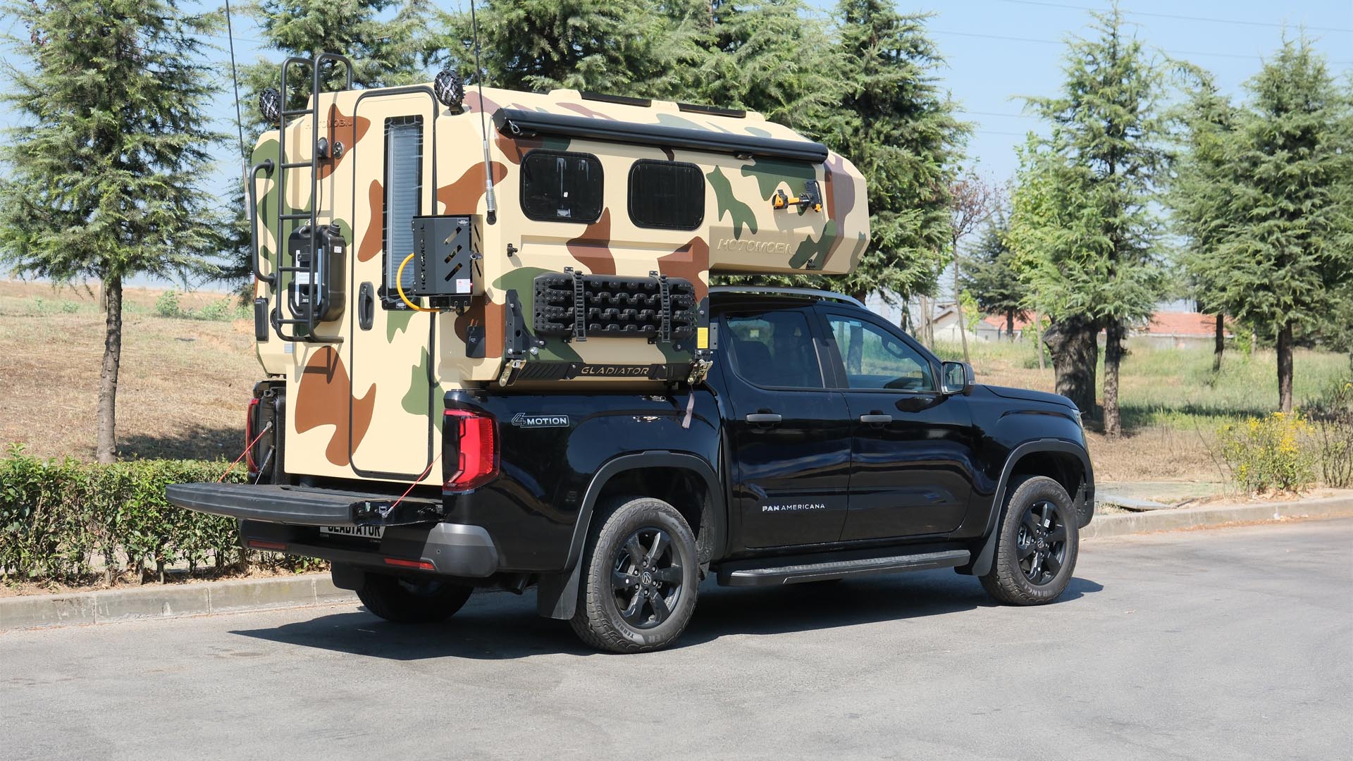 Gladiator EU Size Pick-Up Caravan | Hotomobil - Caravan
